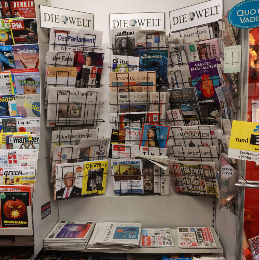 Zeitschriften & Zeitungen – Connys Laden